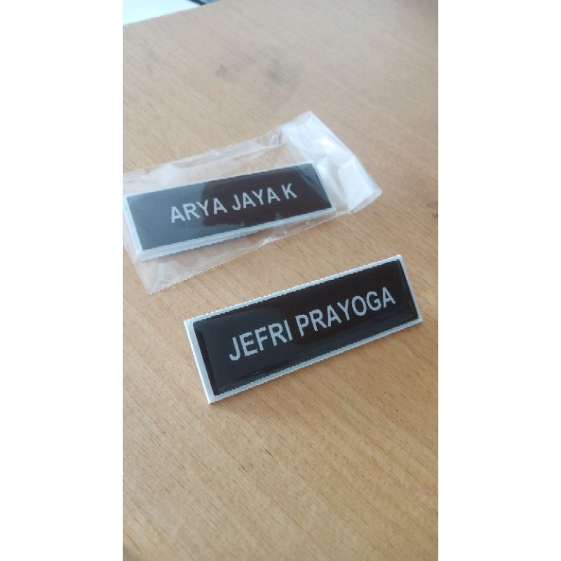 Jual Name tag / nametag / papan nama dada / polri 2,5 x 8 cm | Shopee ...
