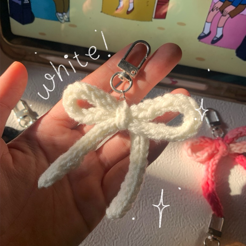 Jual ribbon bow keychain | coquette keychain | ribbon crochet keychain ...