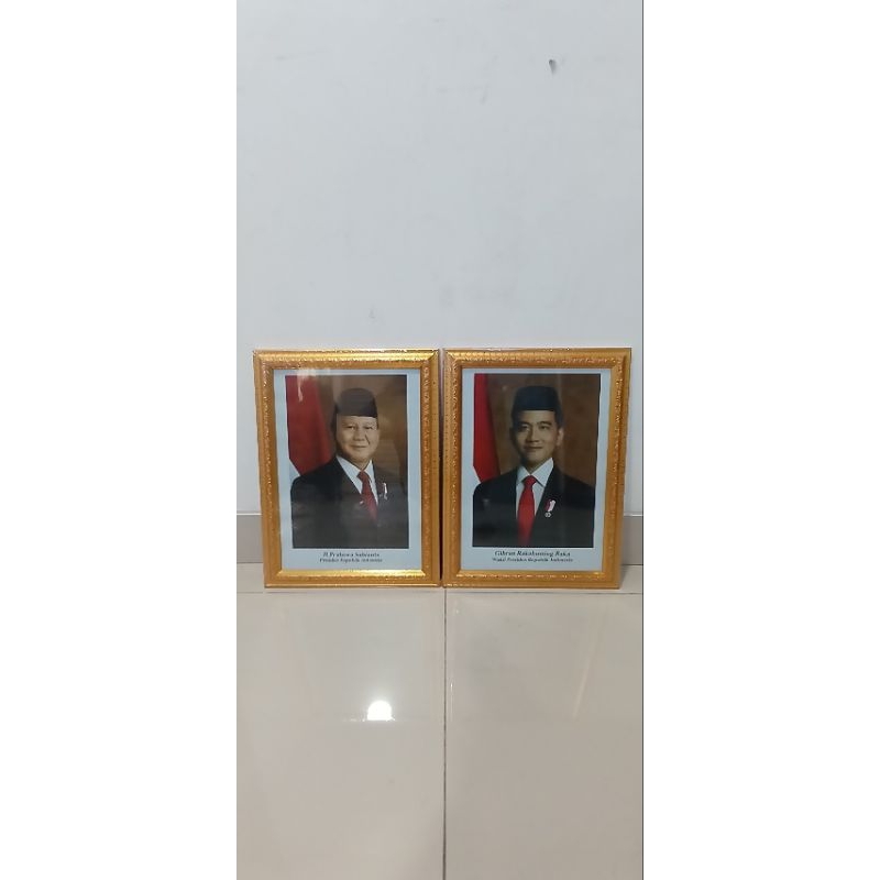 Jual foto bingkai presiden dan wakil presiden 30x40cm | Shopee Indonesia