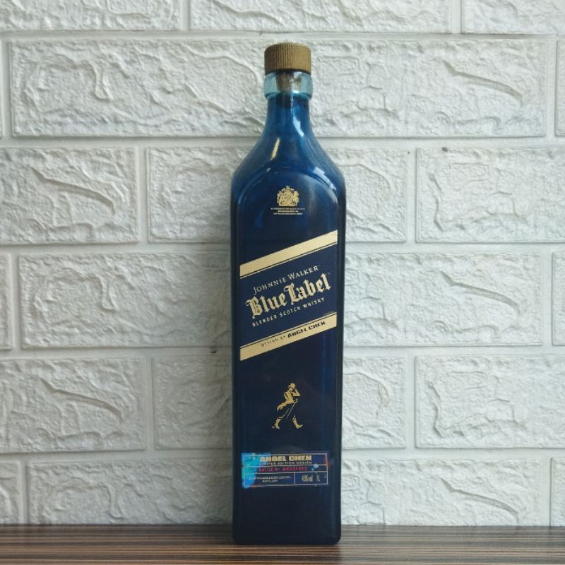 Jual Botol bekas JW Blue Label Limited Edition Design Angel Chen 1Liter ...