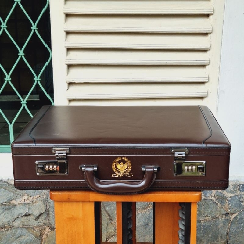 Jual tas koper jadul bahan semi kulit antik lawas vintage bekas kantor ...