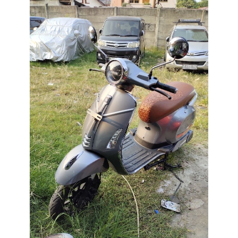Jual Motor listrik exotic sprinter upgrade litium / Molis Exotic warna ...