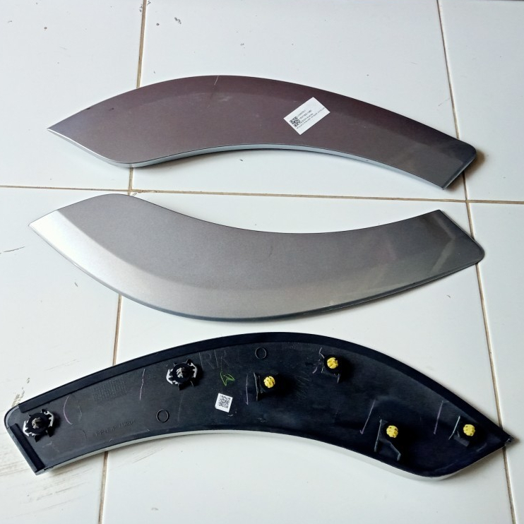 Jual FENDER Belakang Toyota Avanza VELOZ 2022 Keatas Original | Shopee ...
