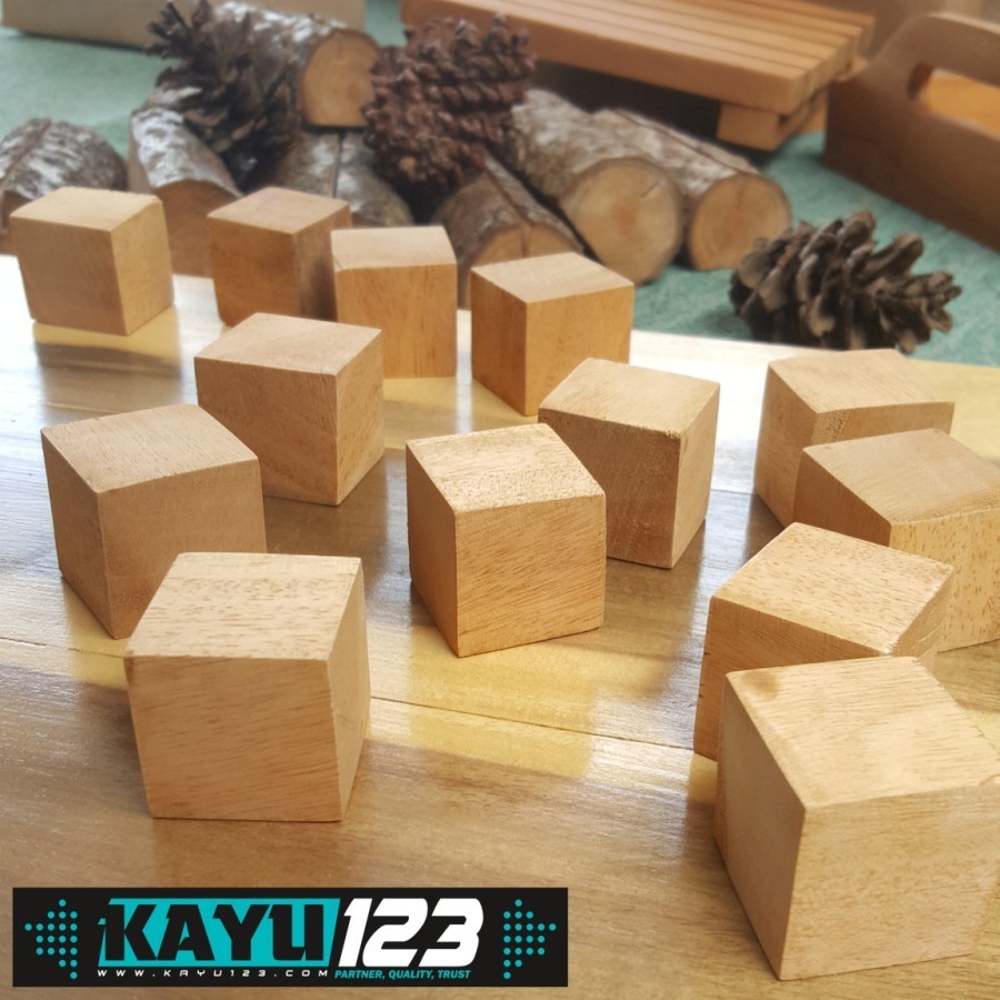 Jual Wooden Cube 3x3x3 cm Kotak Kayu Solid Wood Block Kayu Kubus (KB-01 ...