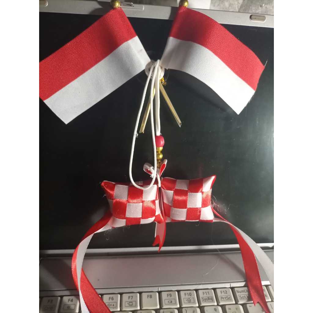 Jual Bendera Merah Putih Model Satu Pasang Model Silang Dan Ketupat ...