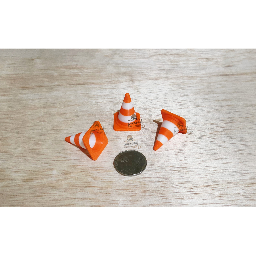 Jual Maket Cone Jalan Raya Miniatur Diorama Kerucut Lalu Lintas 2 Warna ...