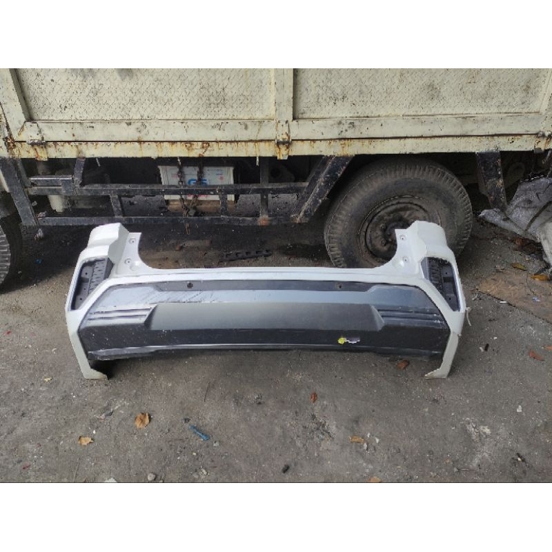 Jual bumper belakang expander 2021 2022 2023 2024 second original ...