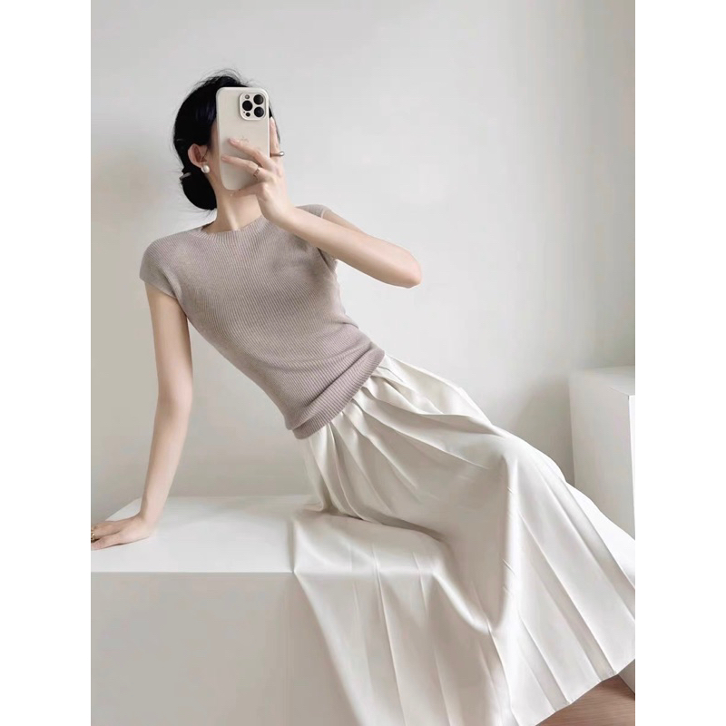 Jual Kevvi - Uma Top in Light Grey | Atasan Knit Kasual Wanita Highneck ...