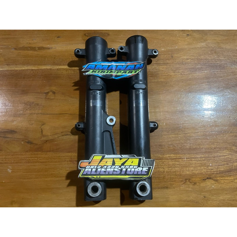 Jual Bottom Tabung Shockbreaker Sekok Skok Depan Honda Verza Original ...
