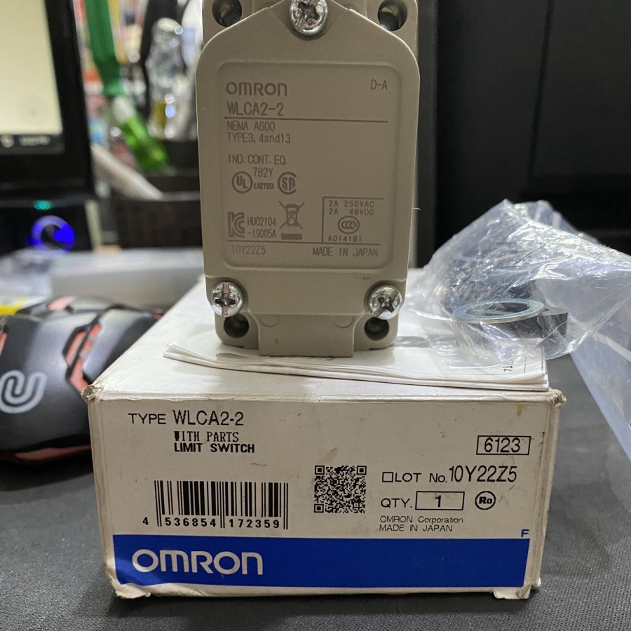 Jual LIMIT SWITCH WLCA2-2 OMRON ORIGINAL JAPAN | Shopee Indonesia