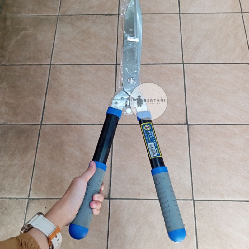 Jual Gunting Rumput A-0062 Alat Berkebun | Shopee Indonesia