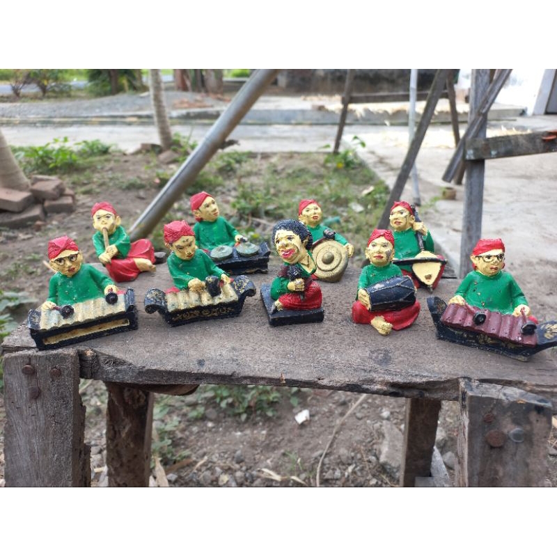 Jual Minatur Pemaian Gamelan jawa plastik fiber jadul display | Shopee ...