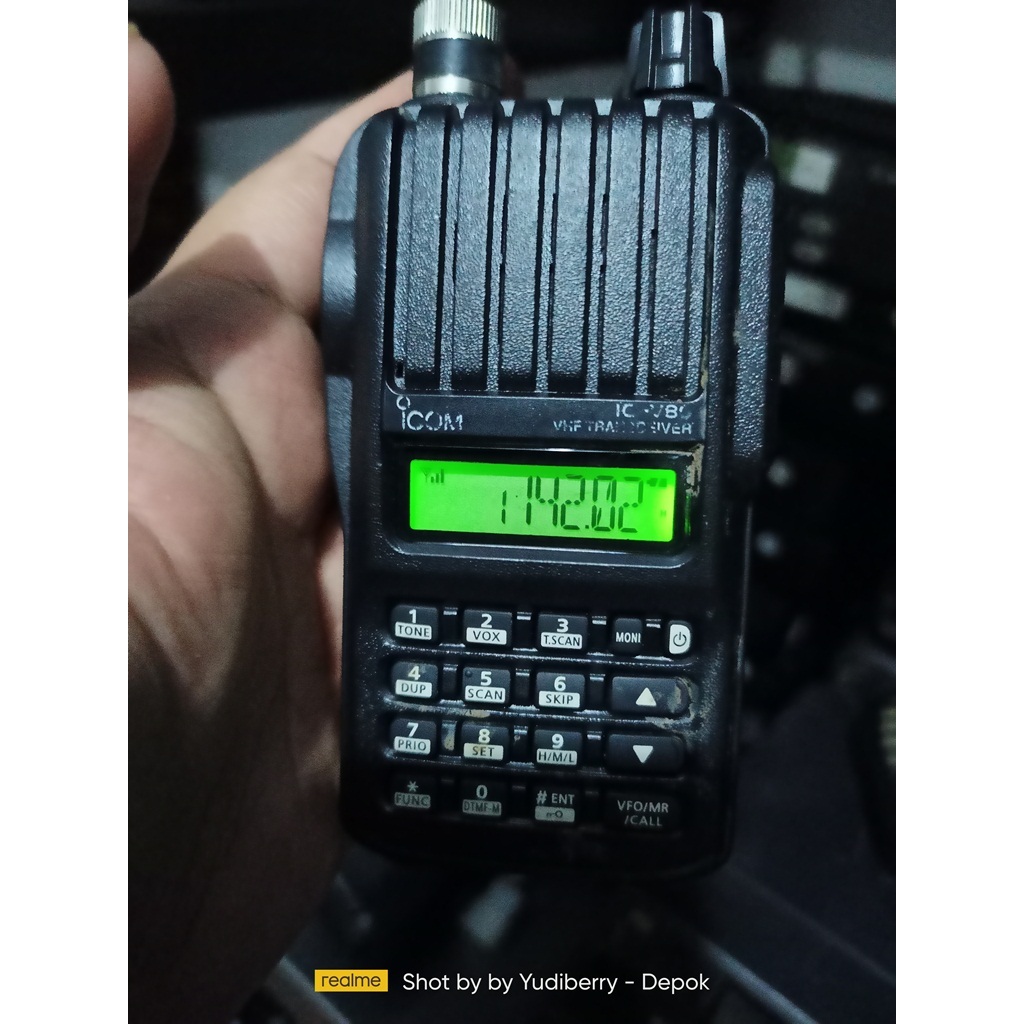 Jual HT ICOM V80 FREKUENSI VHF BEKAS ICOM IC V 80 SEPERTI BARU LENGKAP ...