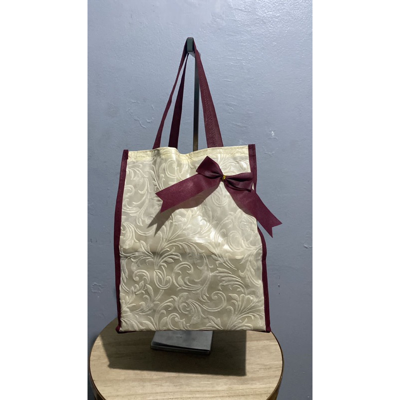 Jual TERMURAH!! (ISI 1 LUSIN = 12 PCS) Tas Hajatan EMBOS PITA 22x22 cm / Tas Nasi Box / Tas ...