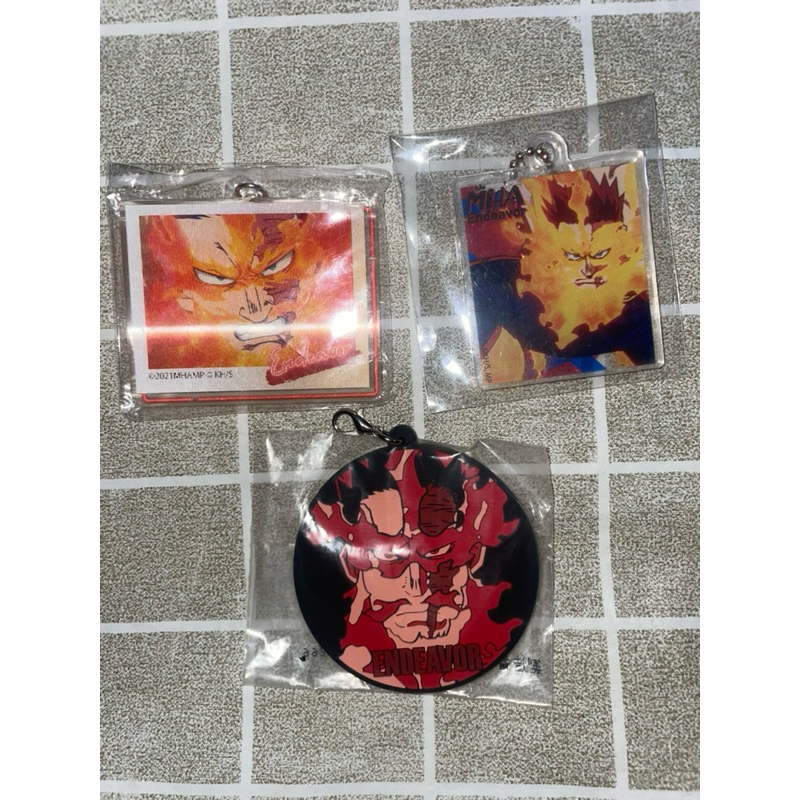 Jual set keychain my boku no hero academia endeavor enji todoroki ...