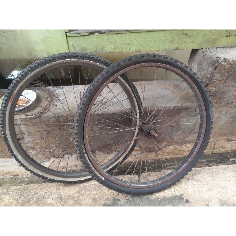 Jual Wheelset Velg Sepeda 26 rims ARAYA badak tapak lebar steel copotan ...
