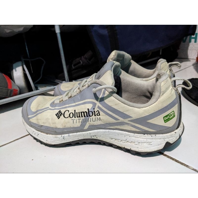 Jual SEPATU COLUMBIA TITANIUM OUTDRY | Shopee Indonesia