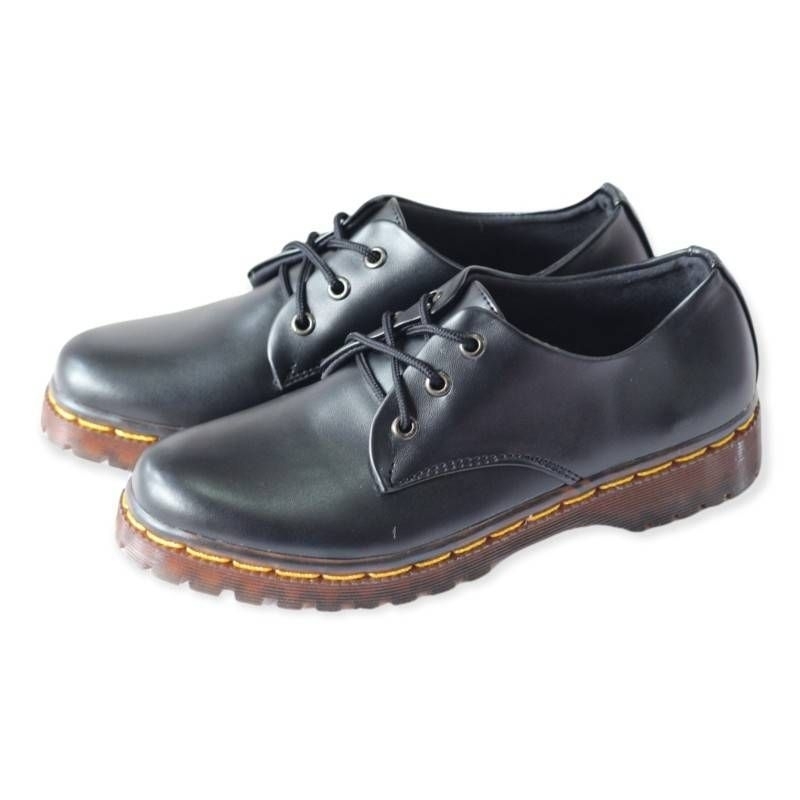 Jual SEPATU DOKMAR WANITA OBARA ORI / SEPATU SNEAKERS TALI WANITA ...