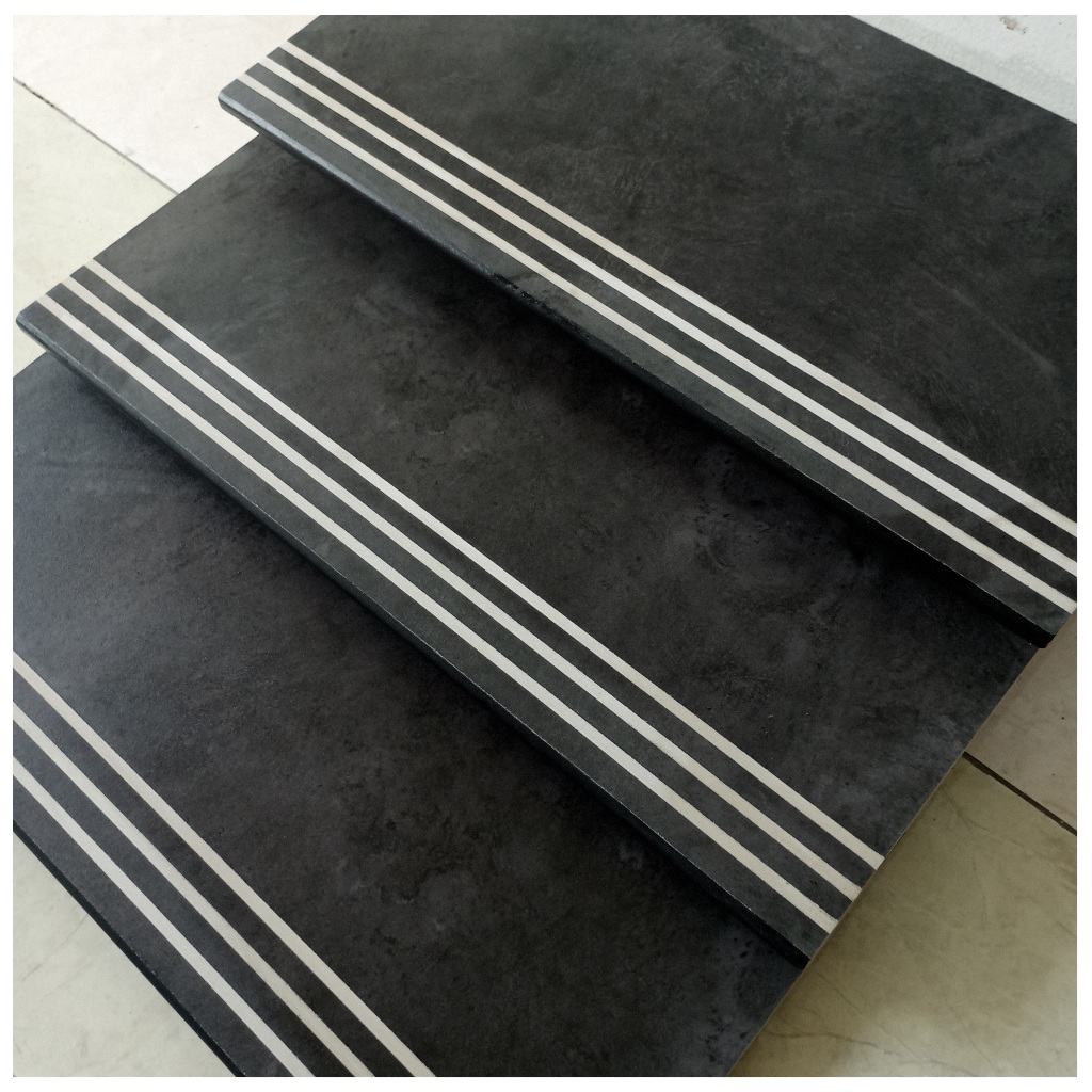 Jual Stepnosing Granit 30x60 Hitam Corak Surface Rustic Original ...