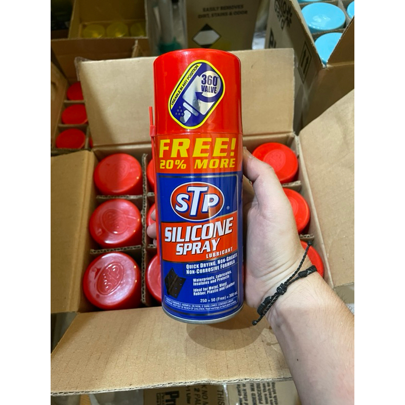 Jual STP Silicone Spray 300ml Lubricant Cairan Pelembab Pelindung Karet ...