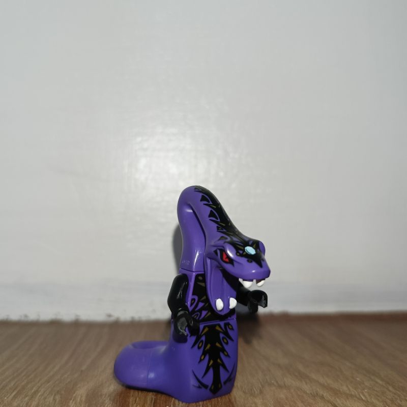 Jual Lego Ninjago Pythor Chumsworth - Purple with Black | Shopee Indonesia