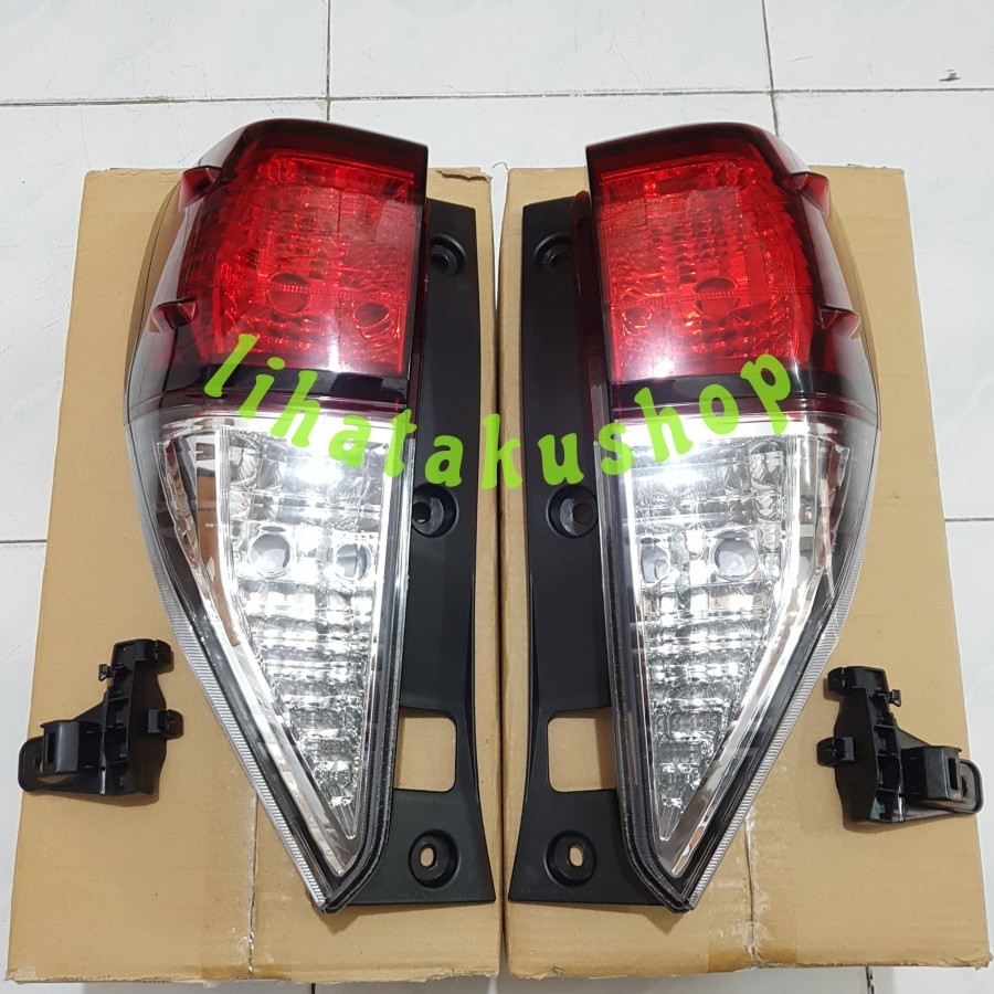 Jual Lampu Stop Tail Lamp Innova Reborn 2018 2019 2020 | Shopee Indonesia