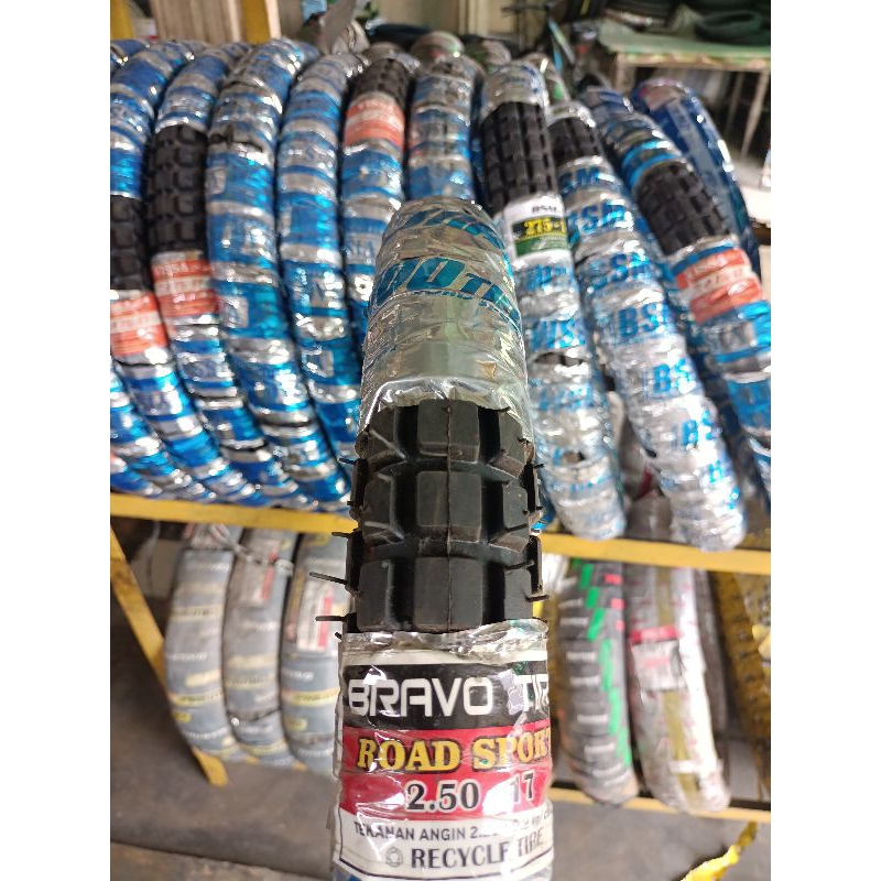 Jual BAN MOTOR TRAIL UK 250-17. COCOK UNTUK SUPRA VEGA SMASH REVO DLL ...