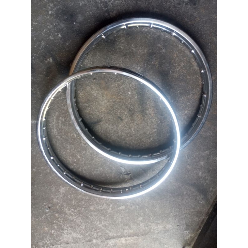 Jual velg besi set second 140&160 ring 18 | Shopee Indonesia
