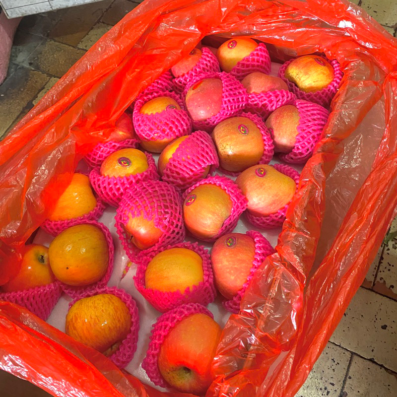 Jual Apel Fuji Segar 1kg | Shopee Indonesia
