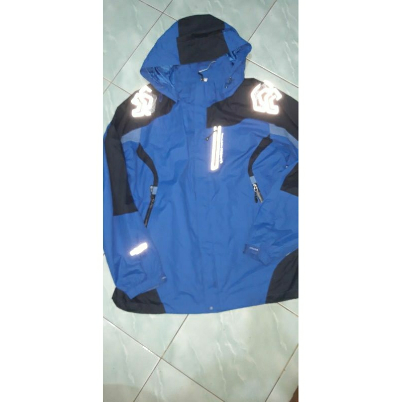 Jual Jaket Outdoor (JAKET GUNUNG) | Shopee Indonesia