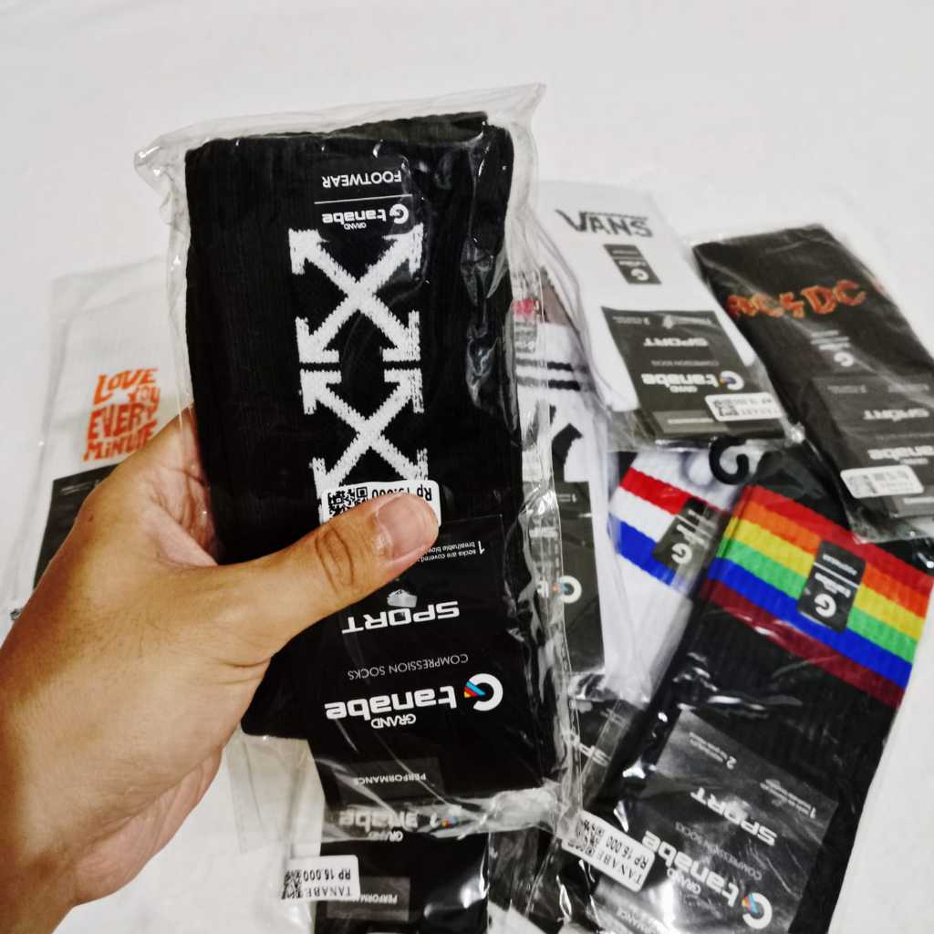 Jual Kaos Kaki Skate Oldschool Motif Triple X Hitam Bahan Spandex ...