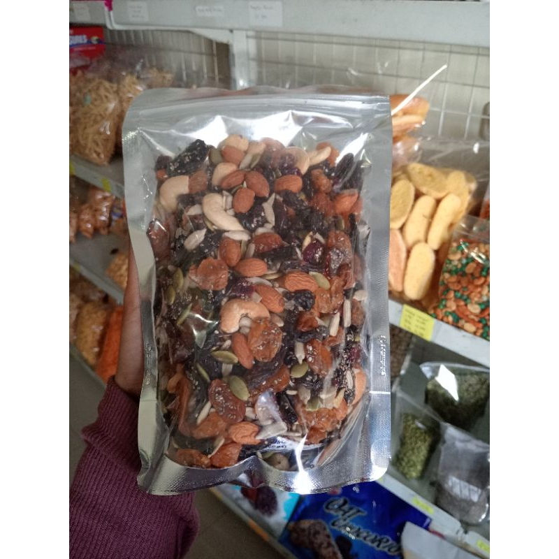 Jual TRAIL MIX || CEMILAN SEHAT 500gr | Shopee Indonesia
