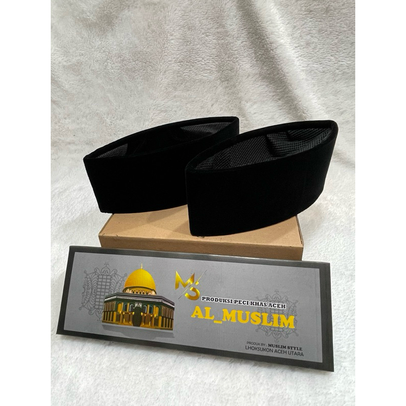 Jual peci hitam polos khas Aceh model lipat (costum nama) | Shopee ...