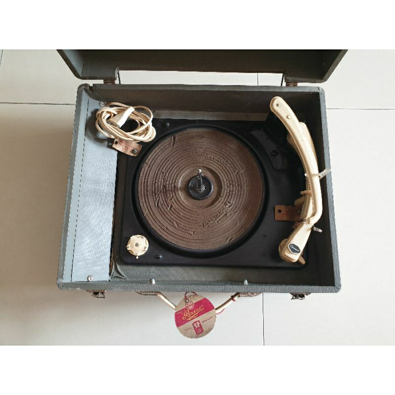 Jual Electric Gramophone Vintage GARRARD model RC121 MKII made in ...