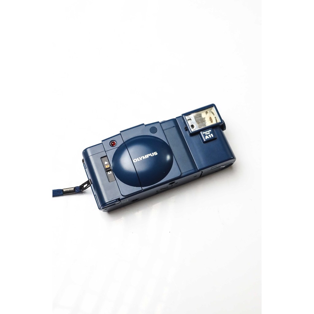 Jual Kamera Analog Olympus XA-2 Blue Limited Color Super Jual Kamera Analog Olympus XA-2 Blue Limited Color Super