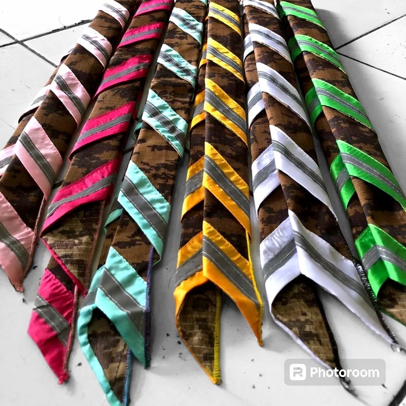 Jual [Bisa COD] Scraf Loreng pramuka lis menyala aneka warna | Shopee ...