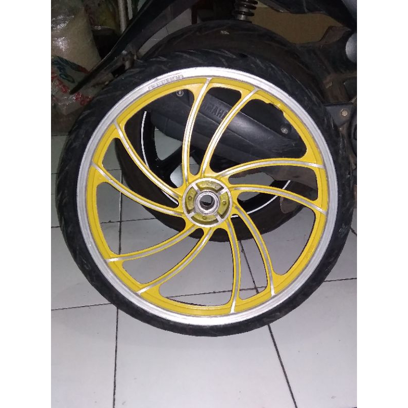 Jual velg pelek depan cefiro original pnp yamaha ring17 | Shopee Indonesia