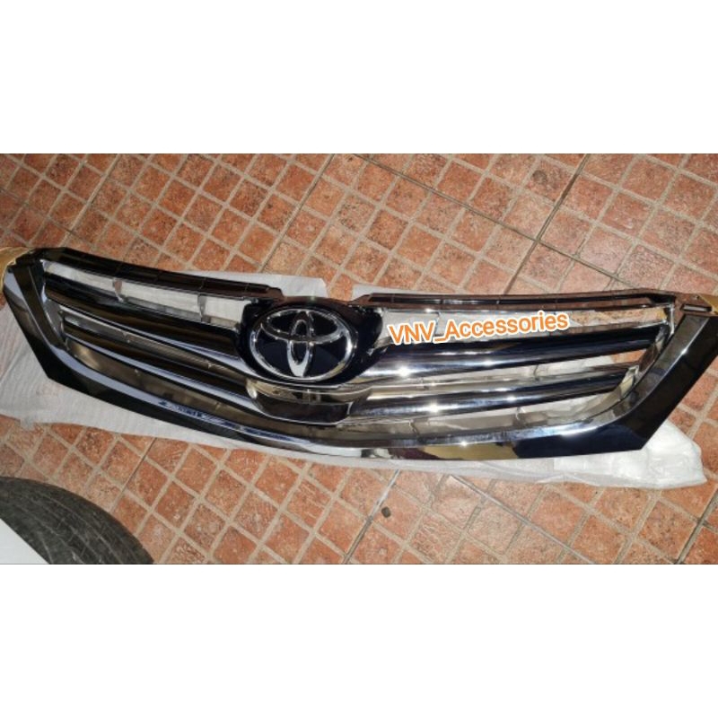 Jual Grill innova 2004-2011 Grill innova croem model alphard plus logo ...