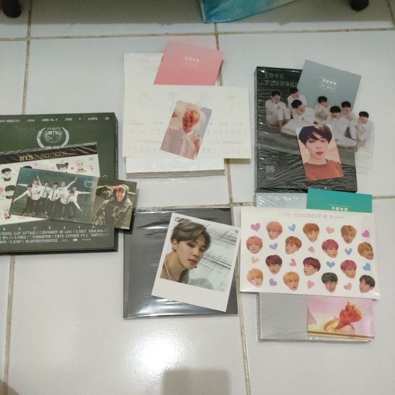 Jual Official Album BTS preloved+poster (official) | Shopee Indonesia