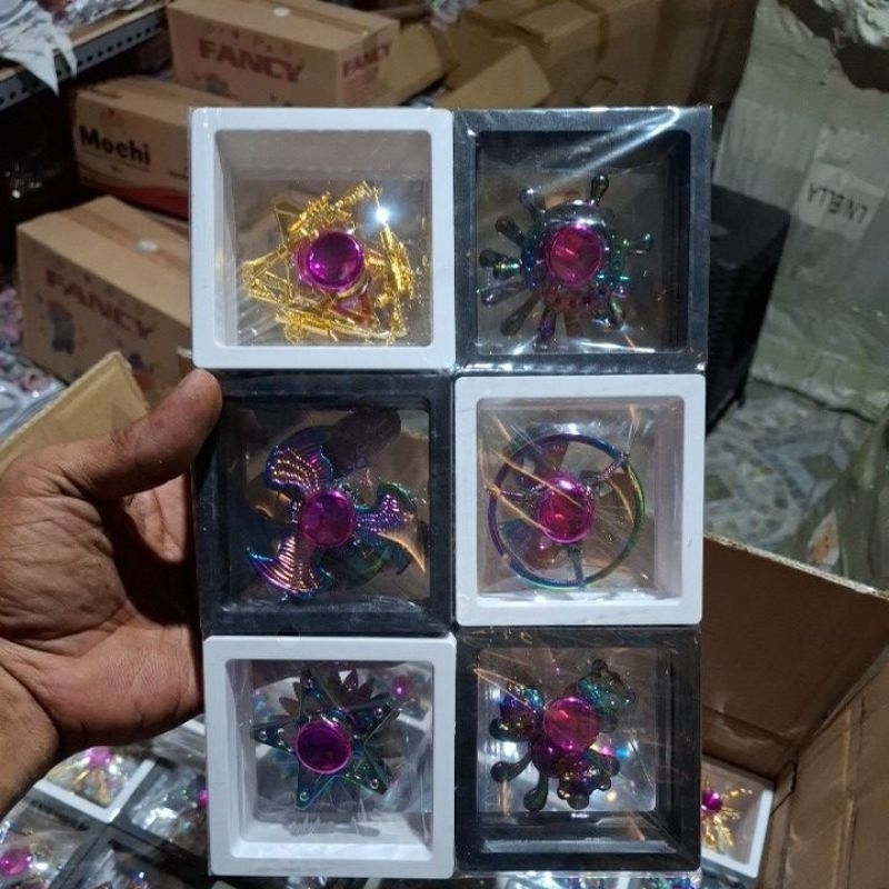 Jual Fidget Hand Spinner Logam Metal 12pc Mix Rendom | Shopee Indonesia