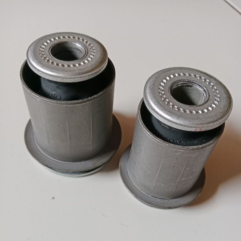 Jual Bushing arm sayap depan toyota innova satu set besar kecil barang ...