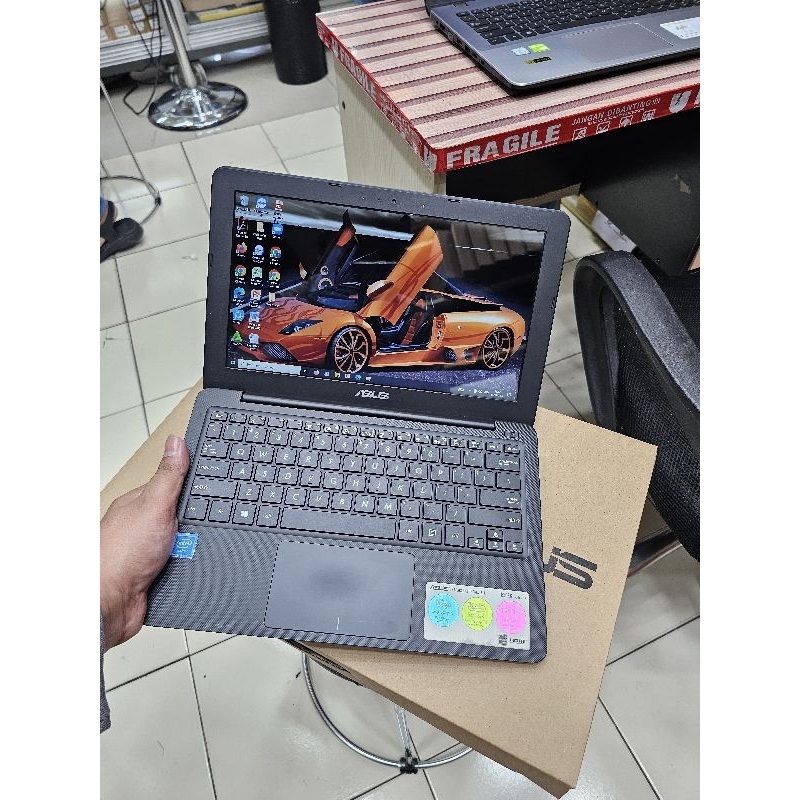 Jual Laptop Notebook Asus E202S 11inch Model slim generasi terbaru SSD ...