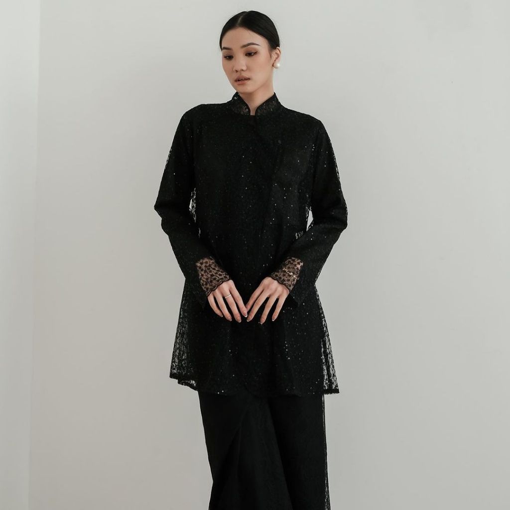 Jual [RENT/SEWA] Embara - Janggan Kebaya Set | Shopee Indonesia