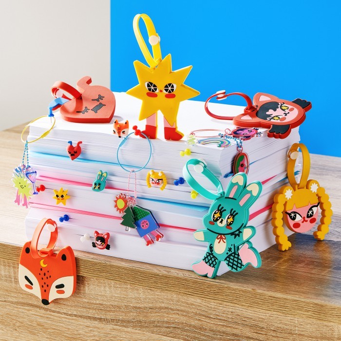 Jual Liunic on Things Blind Box Bag Charm | Shopee Indonesia