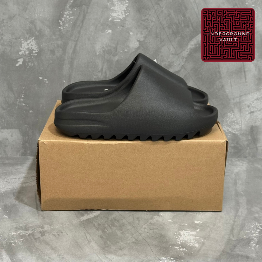 Jual Sendal Yeezy Slide Onyx Black Hitam Yezzy YZY Sepatu Sandal Pria ...