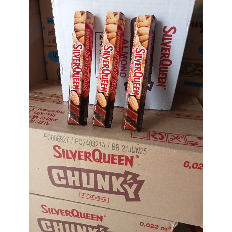 Jual Silverqueen Chunky kacang almond 85g | Shopee Indonesia