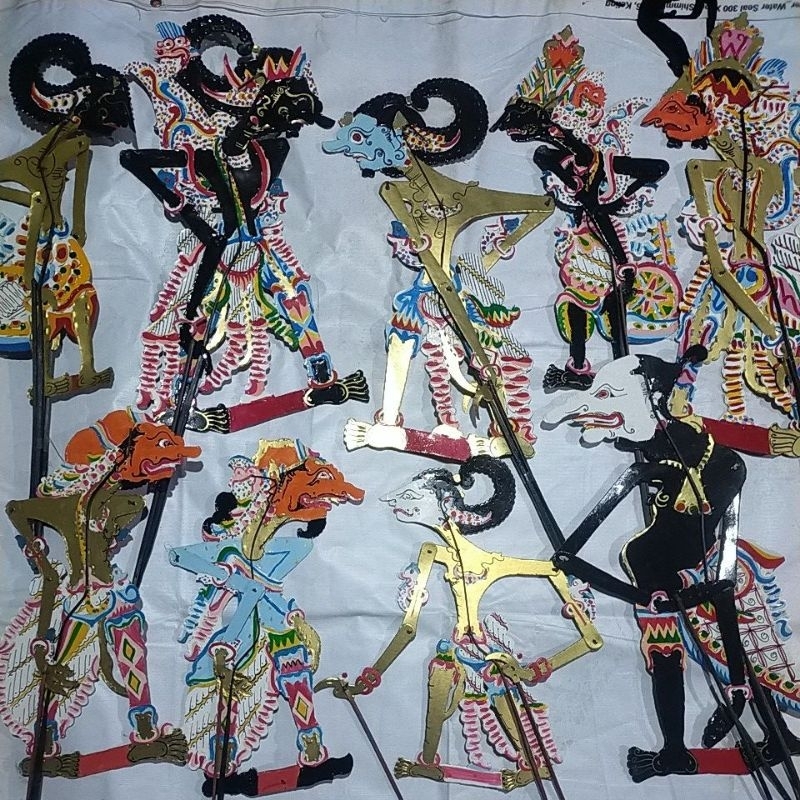 Jual GROSIR WAYANG KULIT BAHAN KARTON DUPLEK BERBAGAI MACAM TOKOH ...