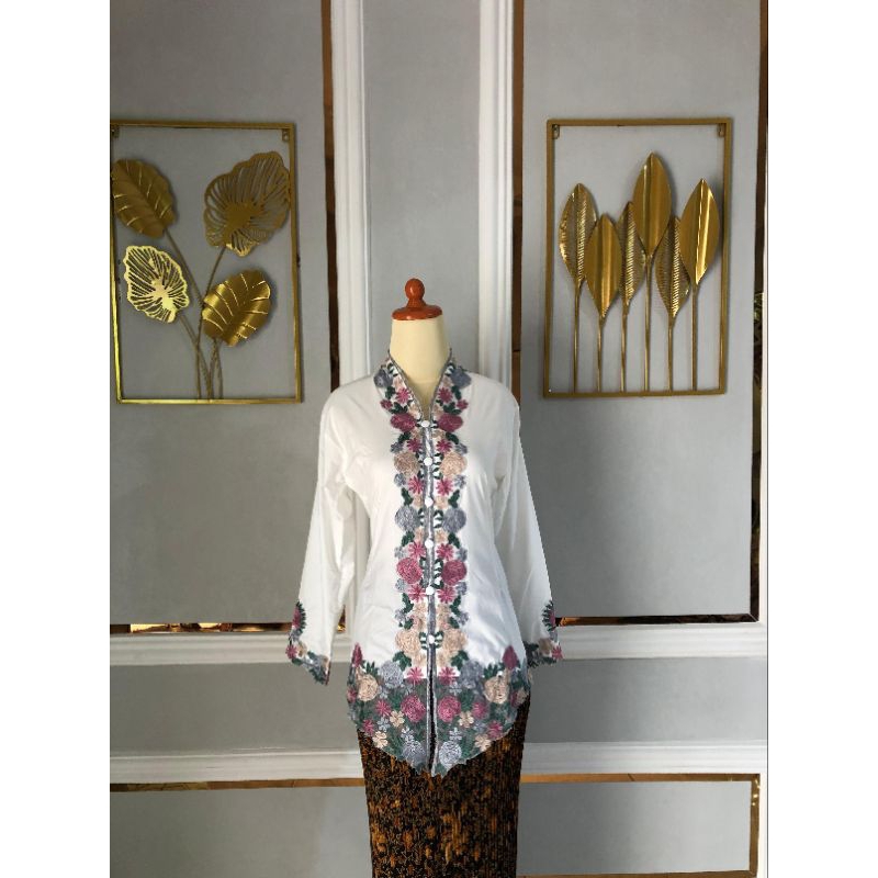 Jual kebaya motif bunga | Shopee Indonesia