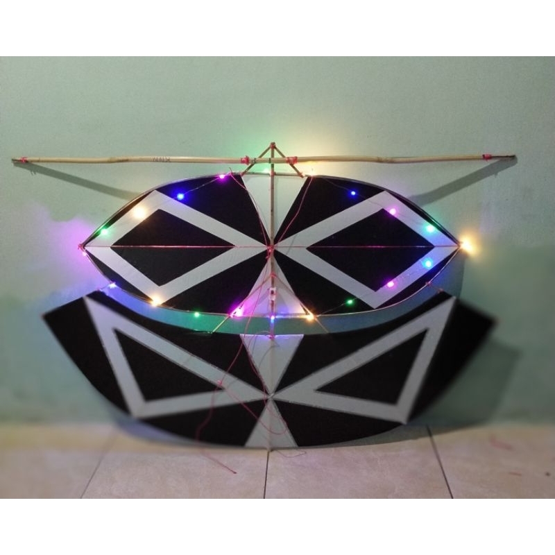 Jual LAYANGAN GAPANGAN PEGON PLUS LAMPU LAYANGAN TERMURAH 1 meter ...