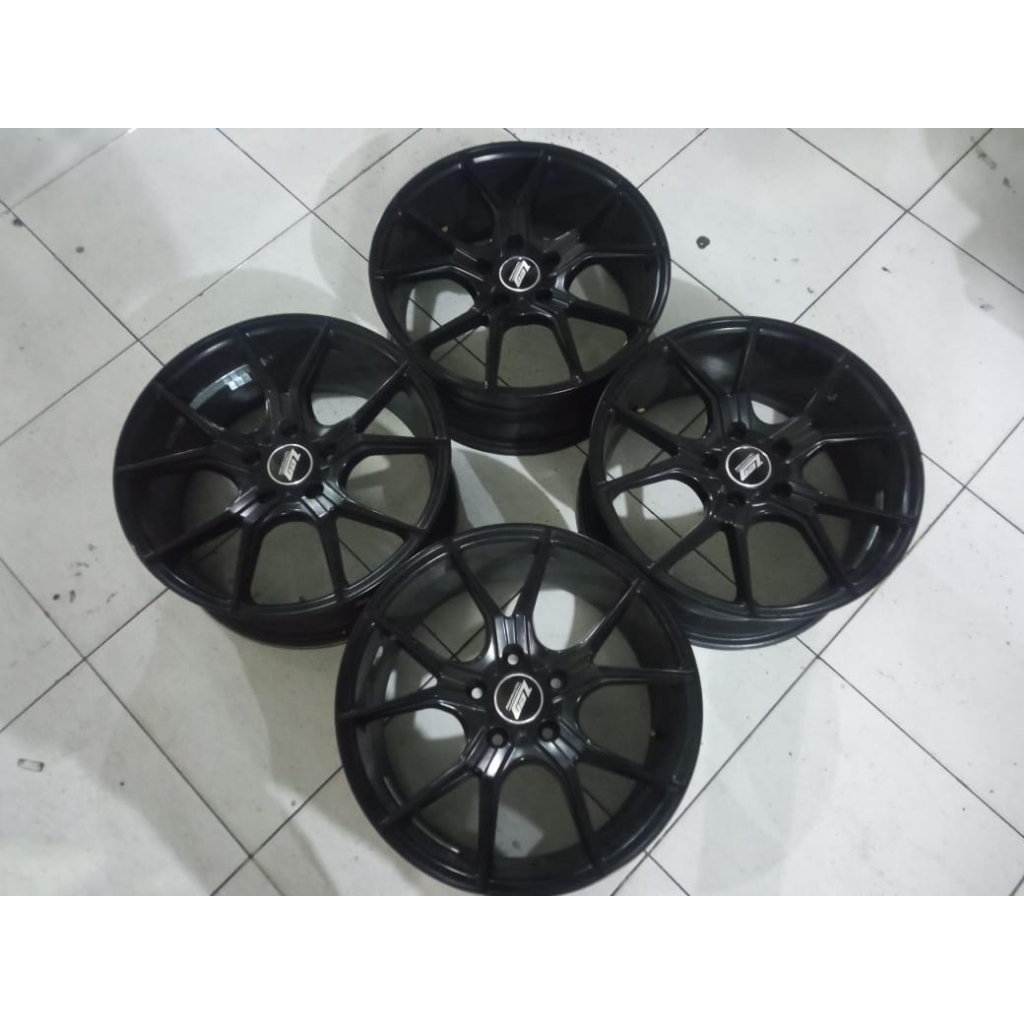 Jual Velg Mobil Bekas Ring 17 VORSTEINER Velg Racing R17 Innova Terios ...